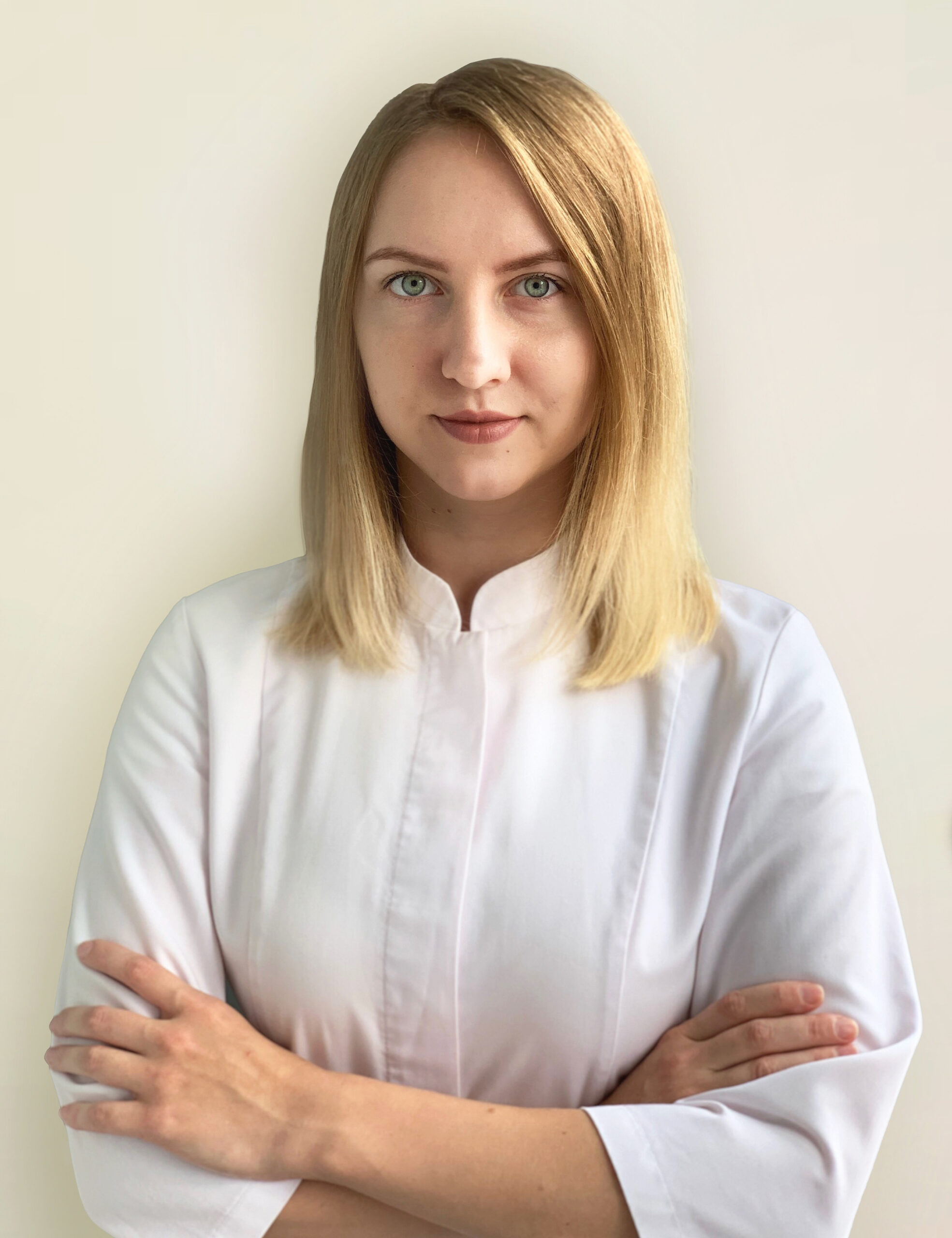 Закінчила Національний медичний університет ім.О.О.Богомольця та ...